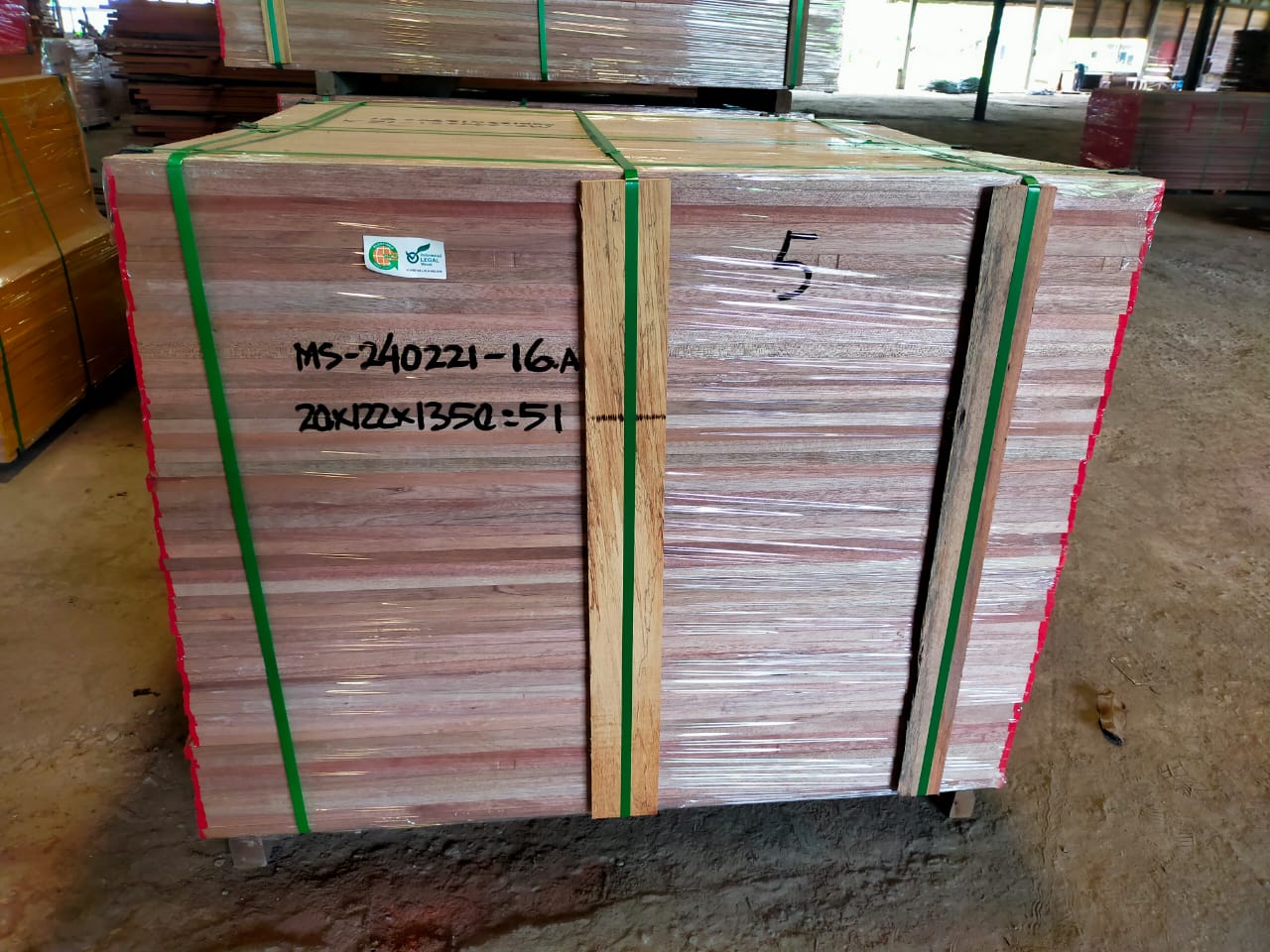 MIX MERANTI SOLID LAMINATED BOARD | Inaexport